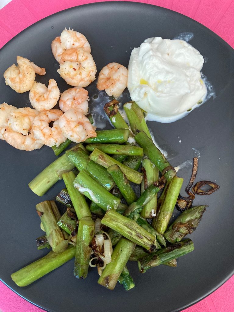 The best cheese for the Keto Diet - Best low-carb cheese - Trust No Carb